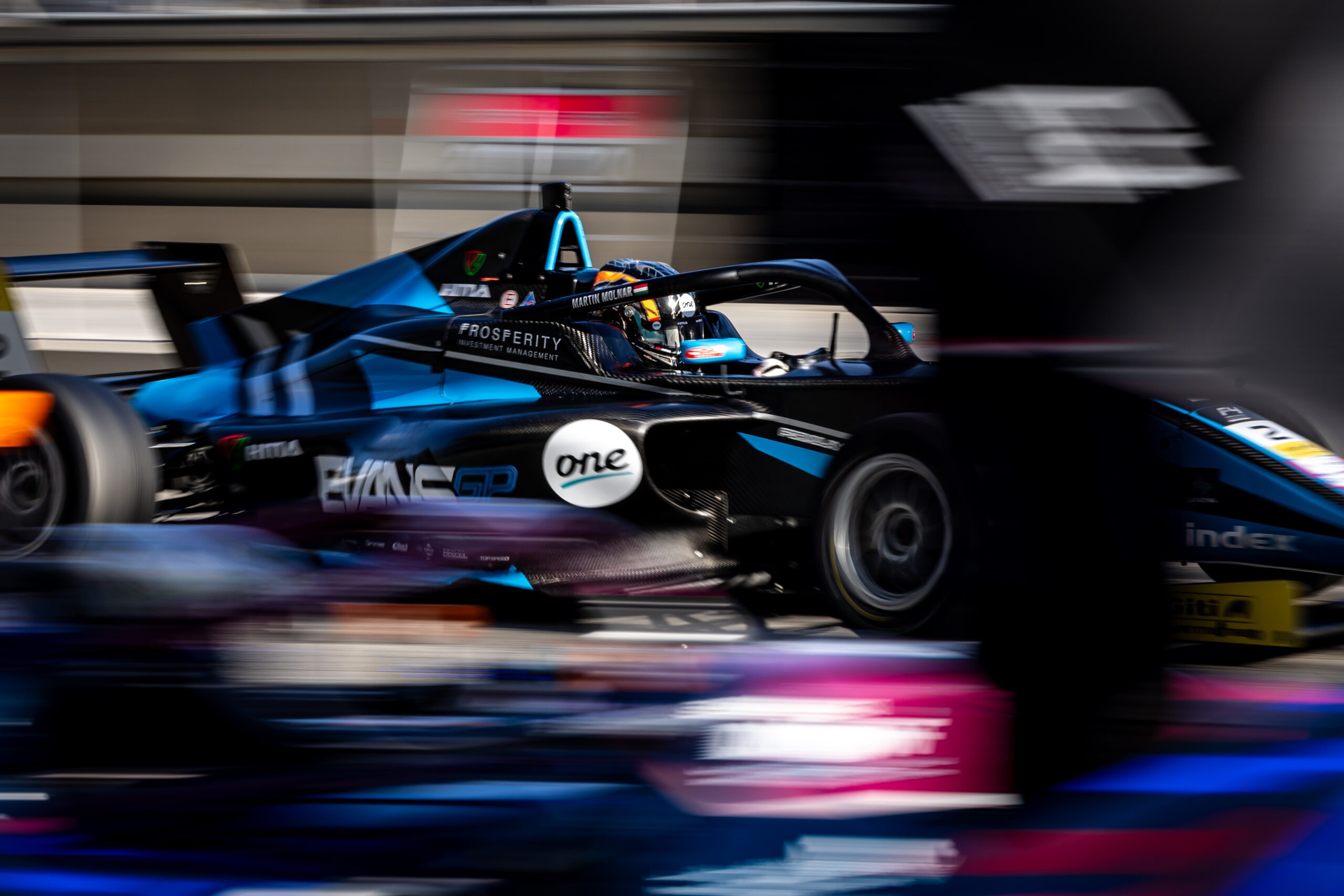 Martin Molnár’s F4 Middle East season continues in Dubai - Martin ...